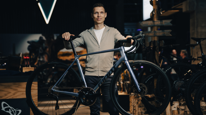 VIPrize - Win a GIANT TCR Advanced 0 bike with personal handover from ...
